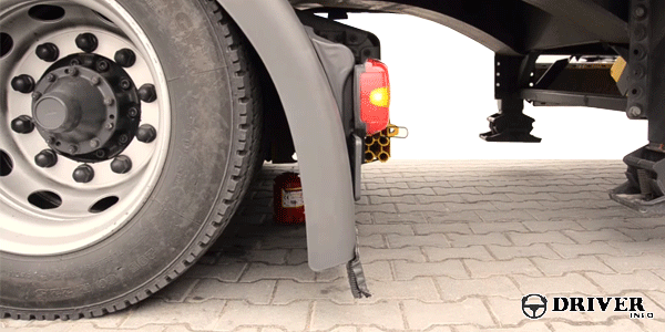 Three ways to put chains on truck wheels